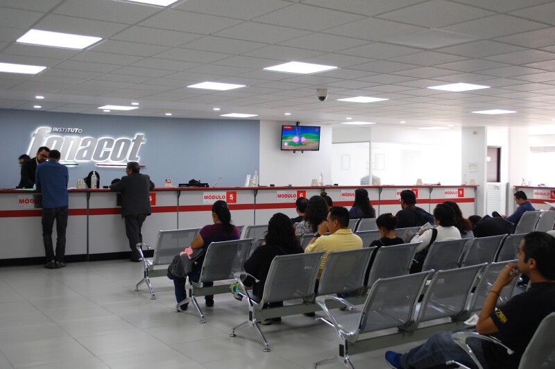 Infonacot amplía su horario por el Buen Fin | IDC